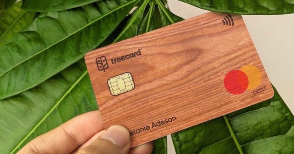 TreeCard บัตรเดบิต “รักษ์โลก” ที่ทำจากไม้ ใช้จ่ายพร้อมช่วย “ปลูกป่า ...