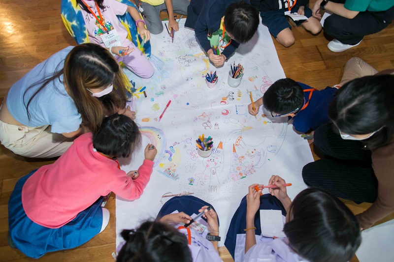 คาโอ เปิดจินตนาการผ่านงานศิลปะแก่เยาวชนกับโครงการ “Let’s Paint the ...